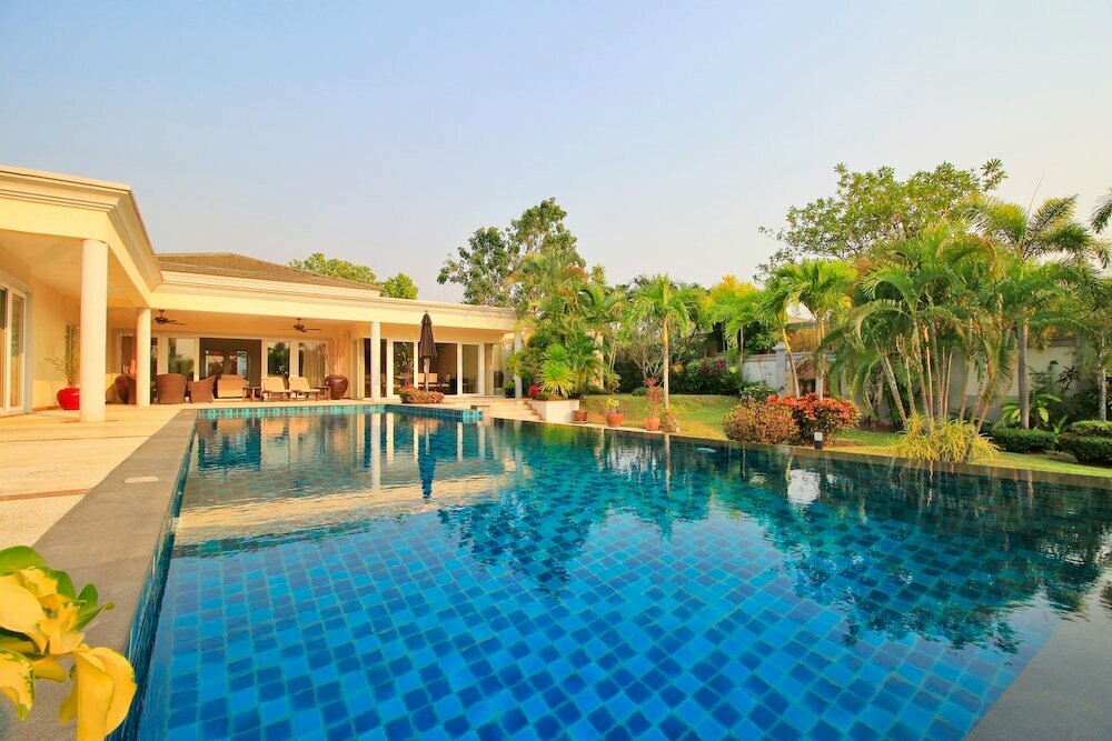 Otel Pattaya Sunset Villa 4 Bedroom Sleeps 8, Dünya, foto