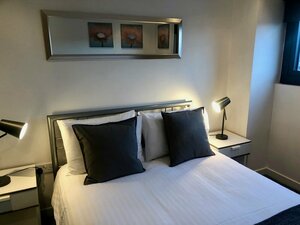 River Heights (No:9, Glasgow), otel  Glasgow'dan
