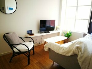 The Town Apartments (Victoria, Melbourne, Stevenson Lane), otel  Melbourne'den
