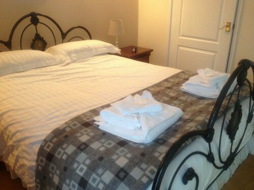 Otel Four Seasons Bed and Breakfast, Galler, foto