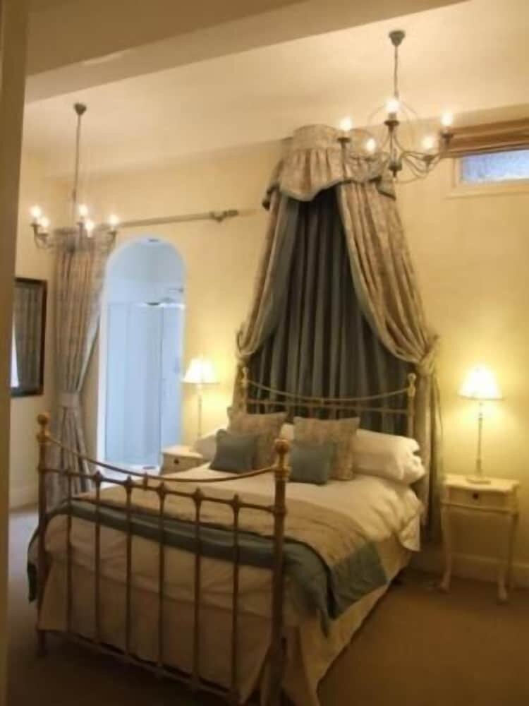 Otel Castle House B&b, Galler, foto