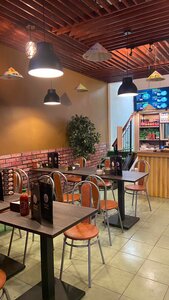 Pho24 (Skobelevskaya Street No:14), kafe  Moskova'dan