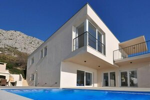 Villa Iva With sea View and Pool (Split-Dalmatia County, Omiš, Omiš), otel