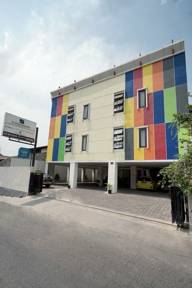 Otel Dparagon Mt Haryono, Semarang, foto