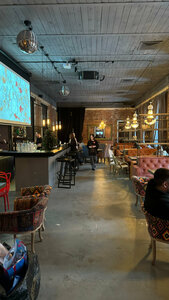 Gosti (Monastyrskaya Street No:59), restoran  Perm'den