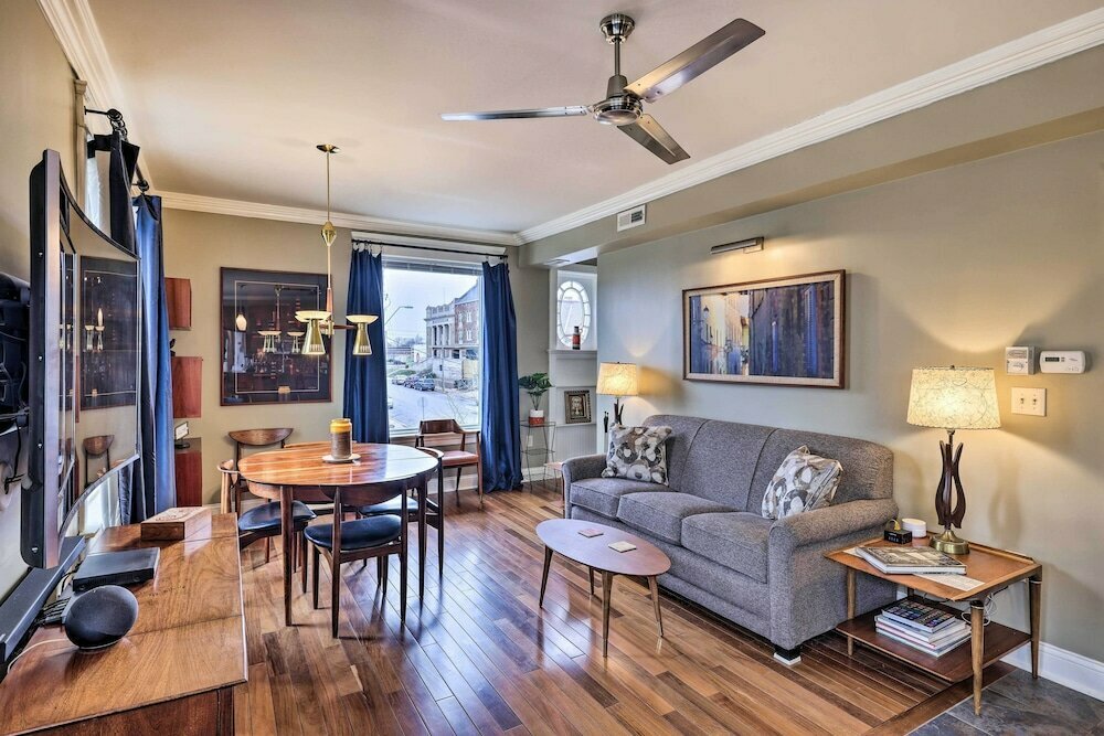 Otel Unique Kansas City Apartment ~ 3 Mi to Downtown!, Kansas City, foto