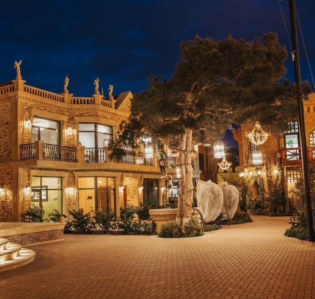 Restoran Qoşa Qala Merdekan, Bakü, foto