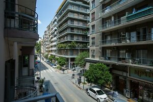Octagon Apartments (Central Macedonia, Thessaloniki, Thessaloniki Station), otel  Selanik'ten (Thessaloniki'den)