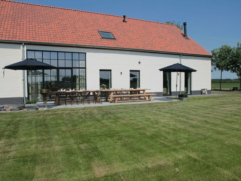 Otel Countryside Villa in Zuidzande With Private Garden, Zeeland, foto