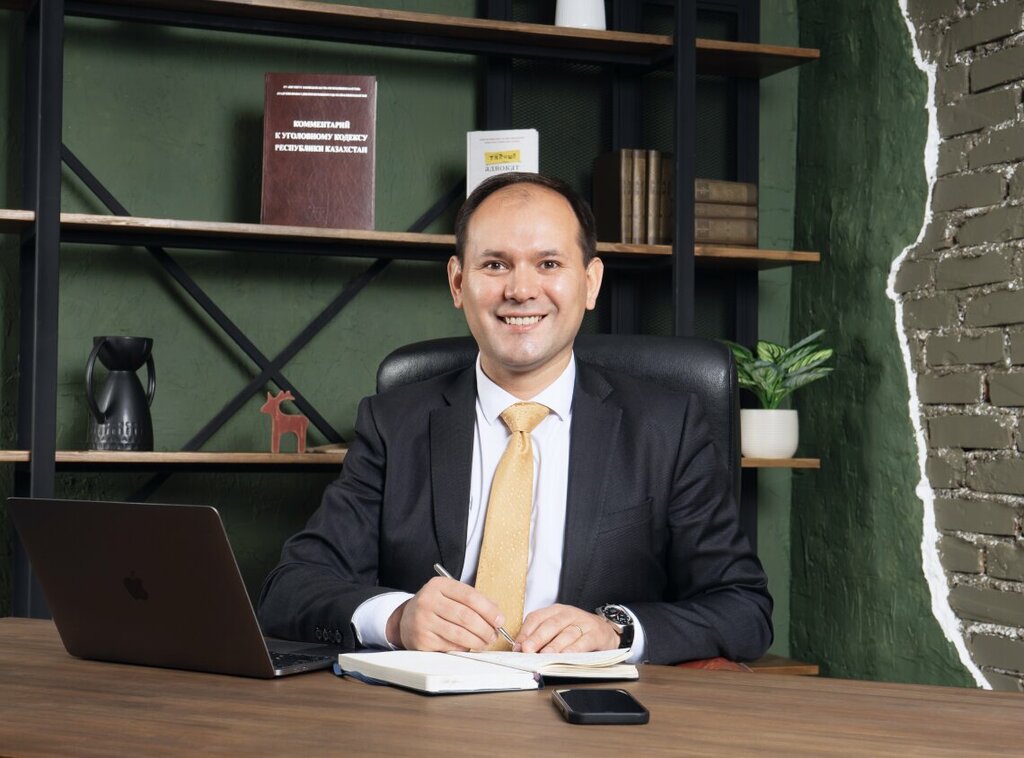 Avukatlar Advocate Ydyrysov R. D., Almatı, foto