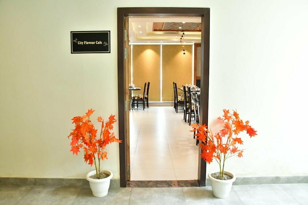 Otel Click Hotel Yatharth Inn, Varanasi, foto