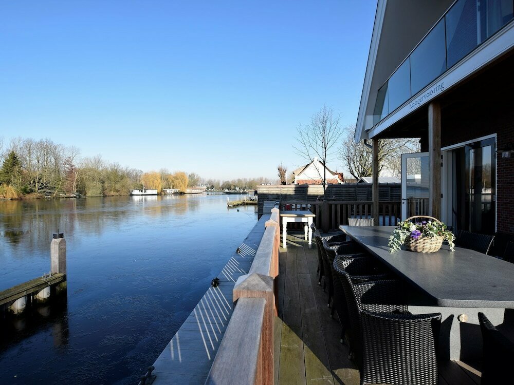 Otel Luxurious Villa with Private Garden in Kaag, Dünya, foto