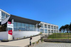 Best Western Hotel Le Bellevue (Bretagne, Morbihan, Quiberon, Rue du Tiviec), otel  Quiberon'dan