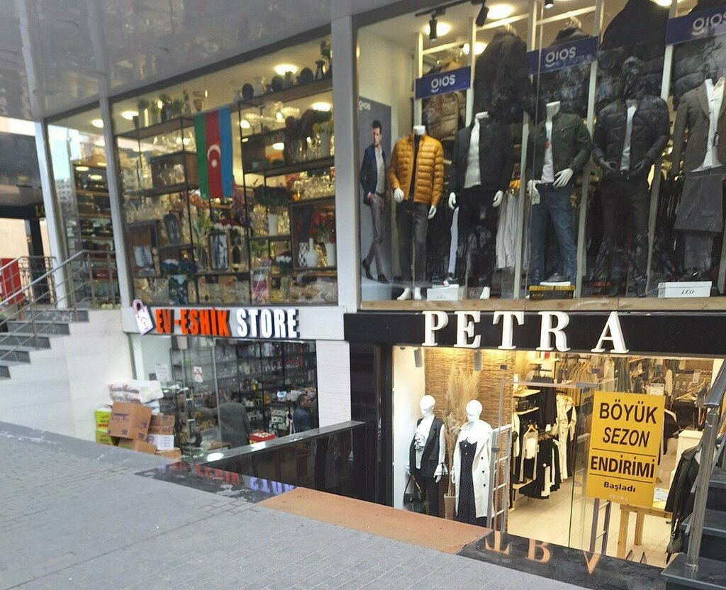Giyim mağazası Petra, Bakü, foto