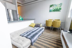 1 Bedroom Loft Free Parking Gym 3 (Ontario, Hamilton), otel  Hamilton'dan