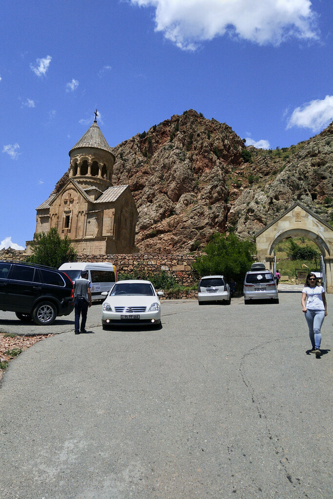 Otoparklar Parking lot, Vayots Dzor, foto