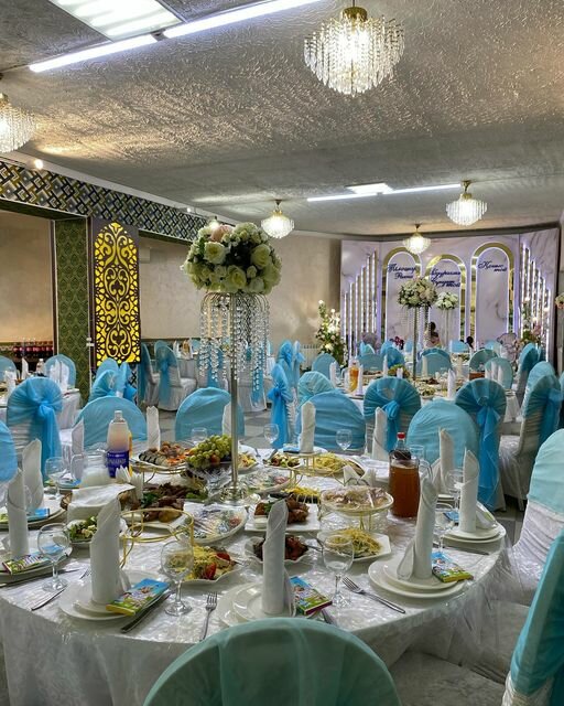 Düğün, toplantı salonu Bauyrsak, Aktöbe, foto