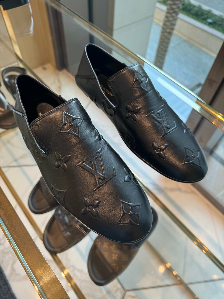 Giyim mağazası Louis Vuitton, Dubai, foto