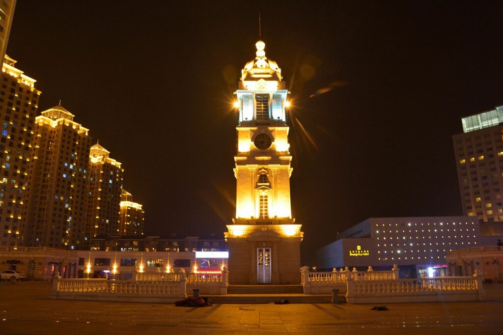 Turistik yerler Квадратная башня с часами, Dünya, foto