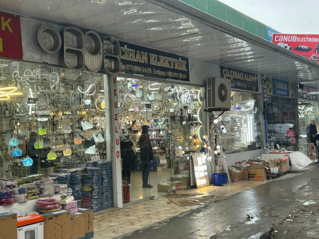Lamba ve avize mağazaları Cihan Elektrik, Bakü, foto