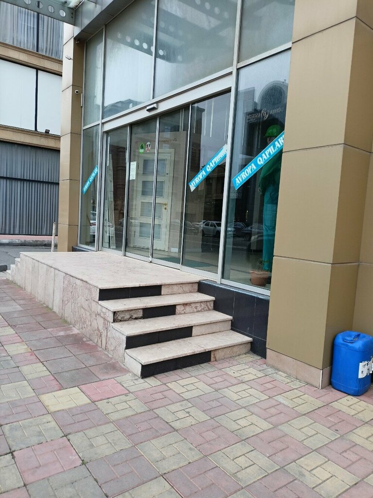 Yönetim ofisi Office Avropa Gapilari, Bakü, foto