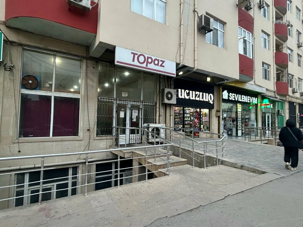 Şans oyunu bayileri Topaz, Bakü, foto