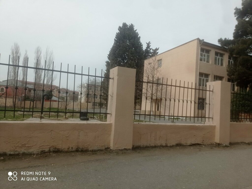 Ortaokul Secondary School № 107 named after Rasim Guliyev, Bakü, foto