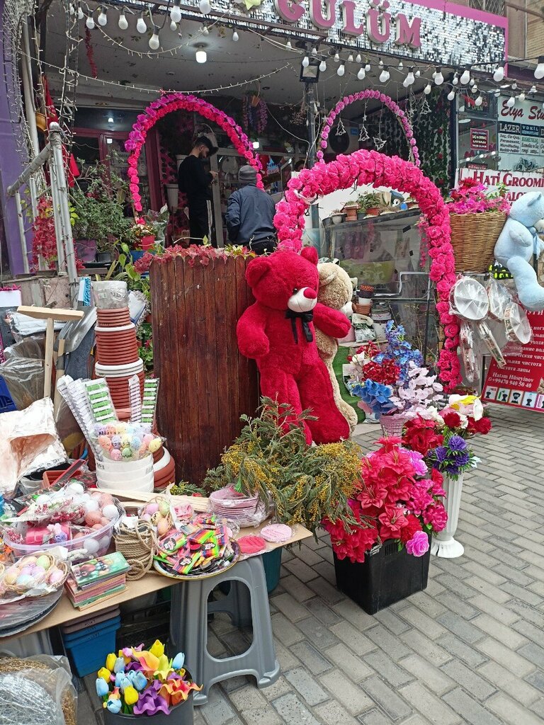 Mini-market Gülüm Gül Salonu Wamaxinka, Bakü, foto