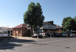 Здание монастырской гостиницы (Sovetskaya ulitsa No:48), turistik yerler  Aleksandrov'dan