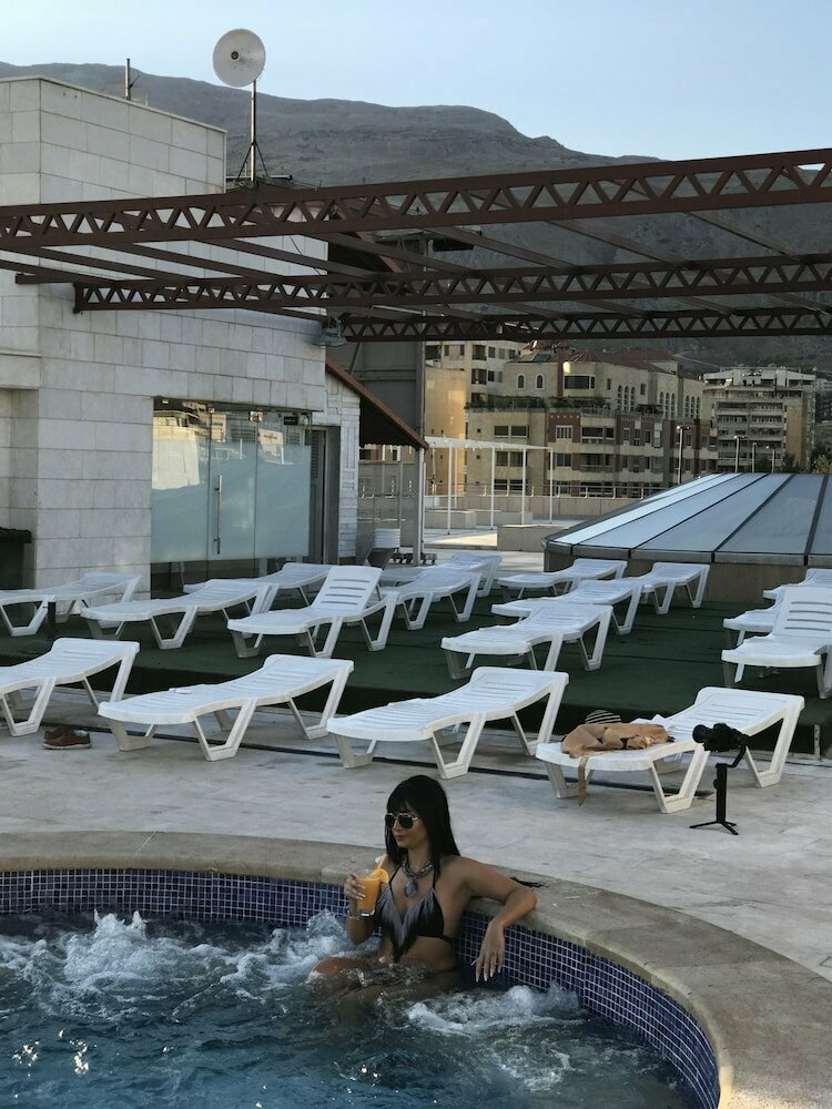 Otel Delora Hotel and Suites, Dünya, foto