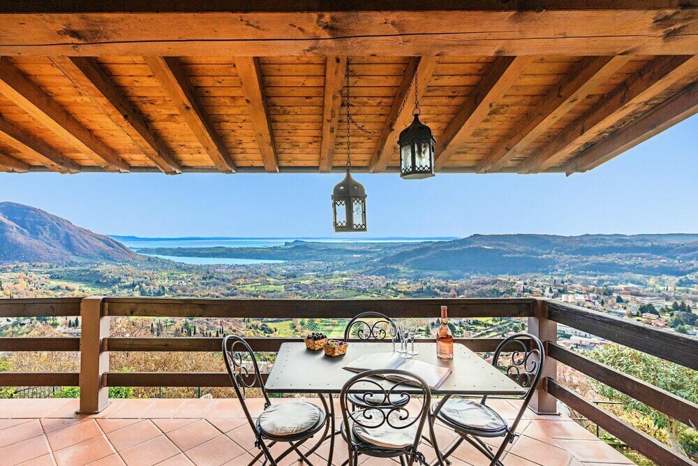 Otel Poggio sul Clisi 30 in Villanuova sul Clisi, Lombardiya, foto