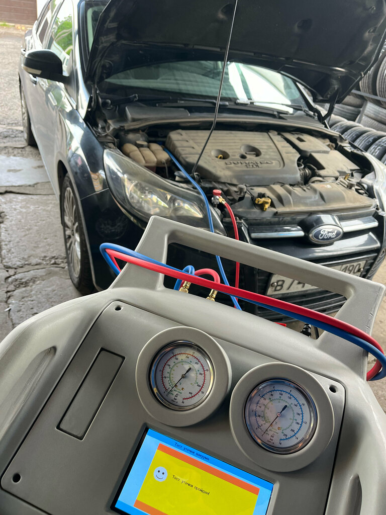 Araba klimalarının yakıt ikmali Заправка кондиционеров, Moskova ve Moskovskaya oblastı, foto