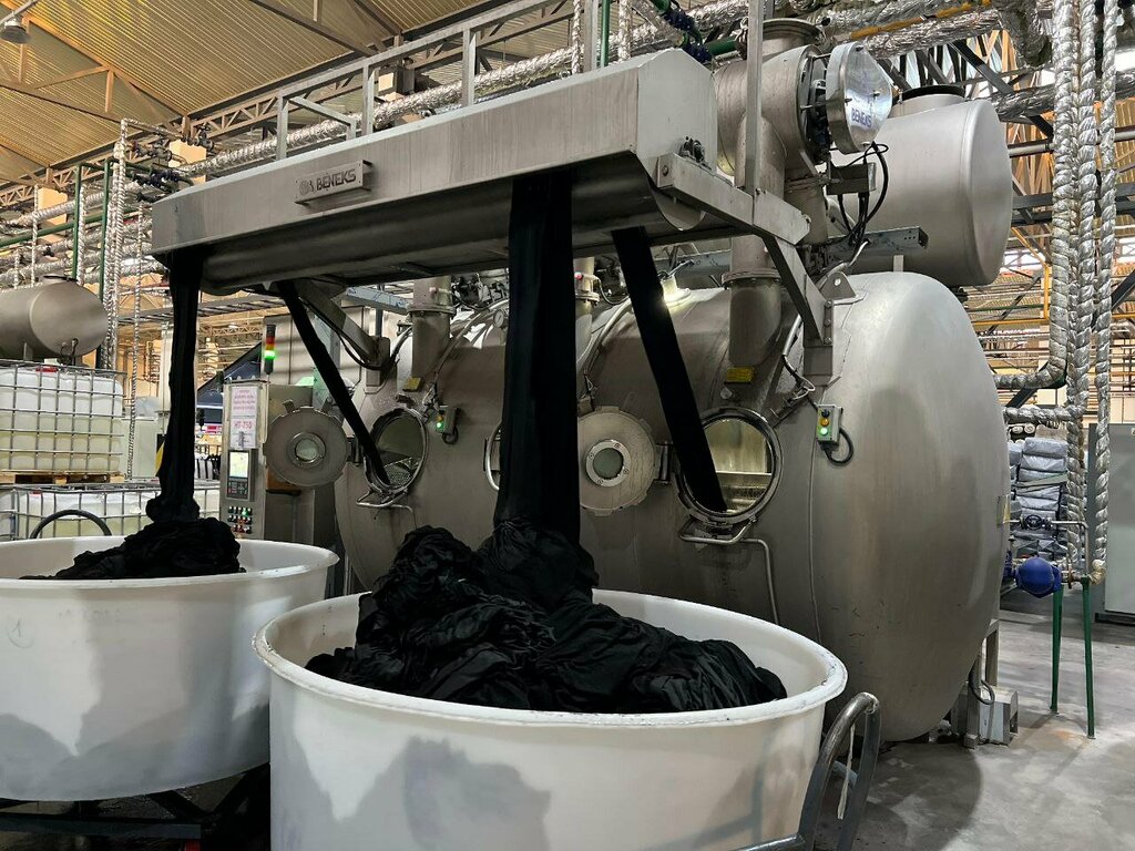 Ev tekstili toptancıları LLC E'zoznur Textile, Taşkent eyaleti, foto