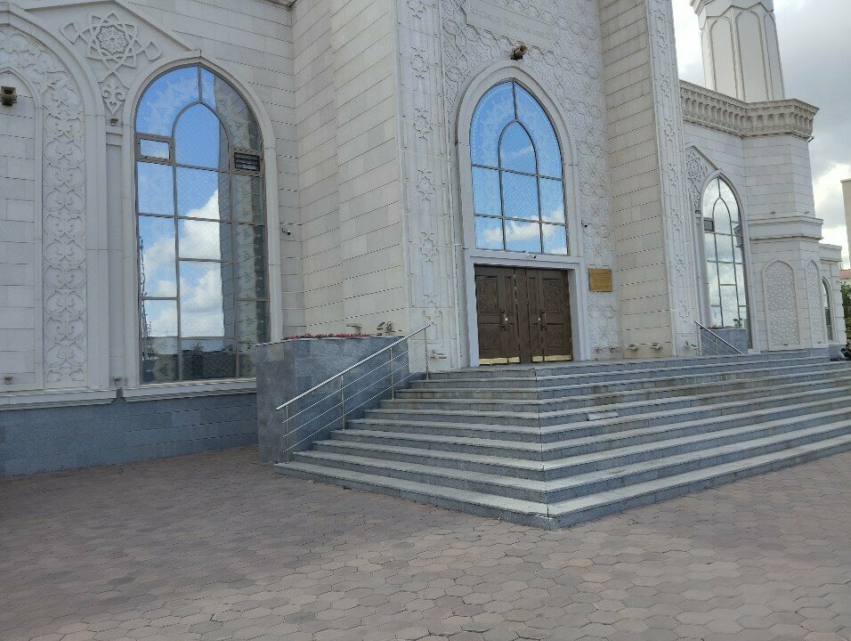 Cami Rahymqyzy Raisa Ana meshiti, Astana, foto