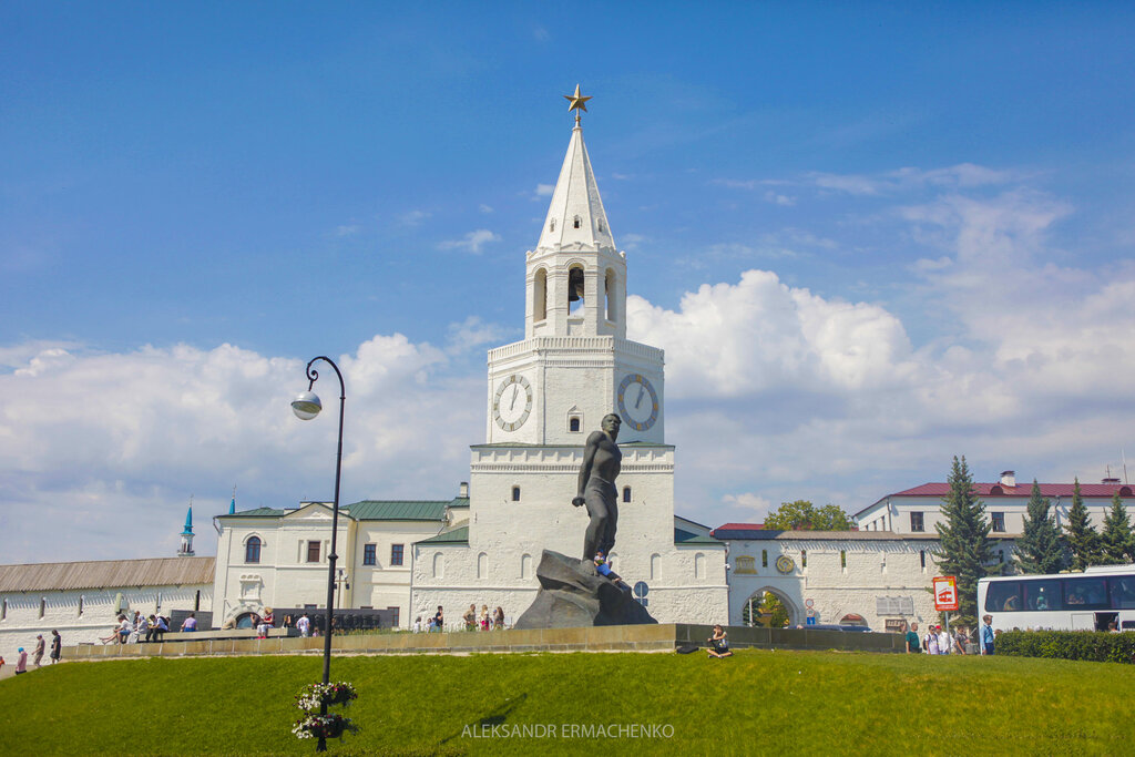 Anıt, heykel Kurmashev Group Memorial, Kazan, foto