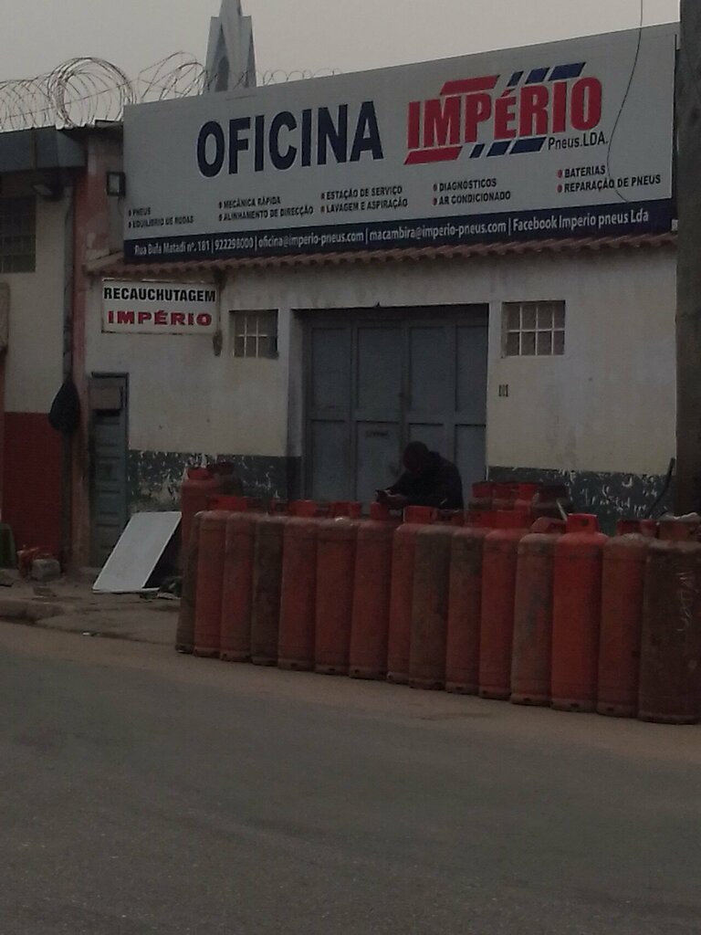 Otomobil servisi Oficina império, Loanda, foto