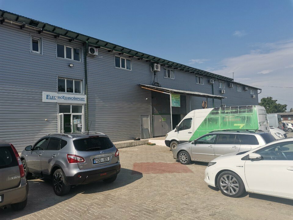 Cam ve cam ürün üreticisi Glasspro, Kişinev, foto