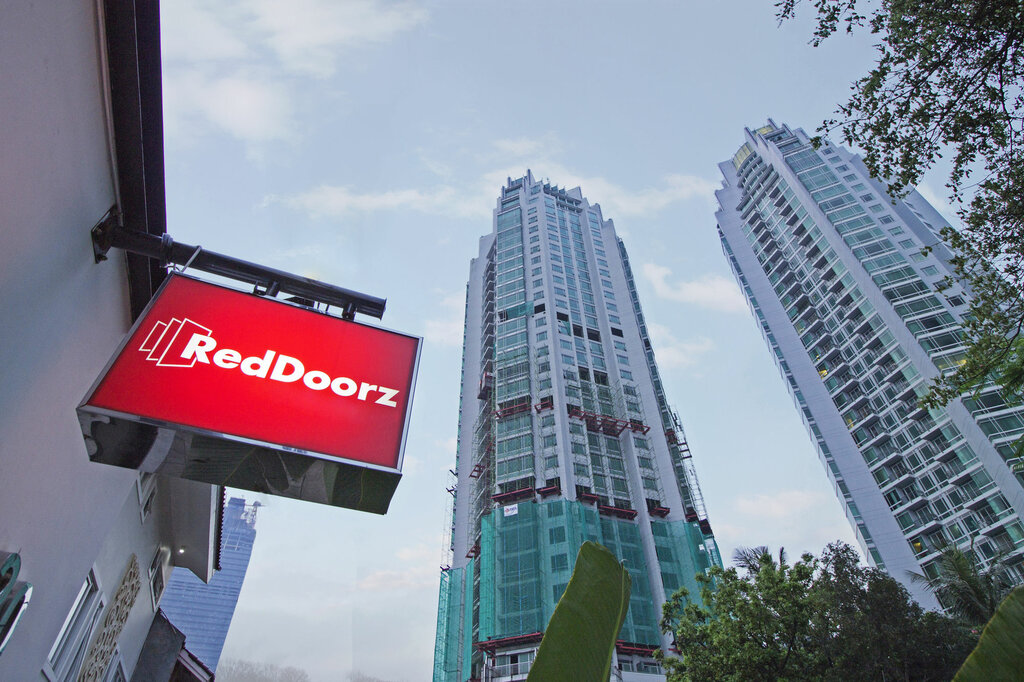 Otel RedDoorz Plus @ Setiabudi Eight, Cakarta, foto