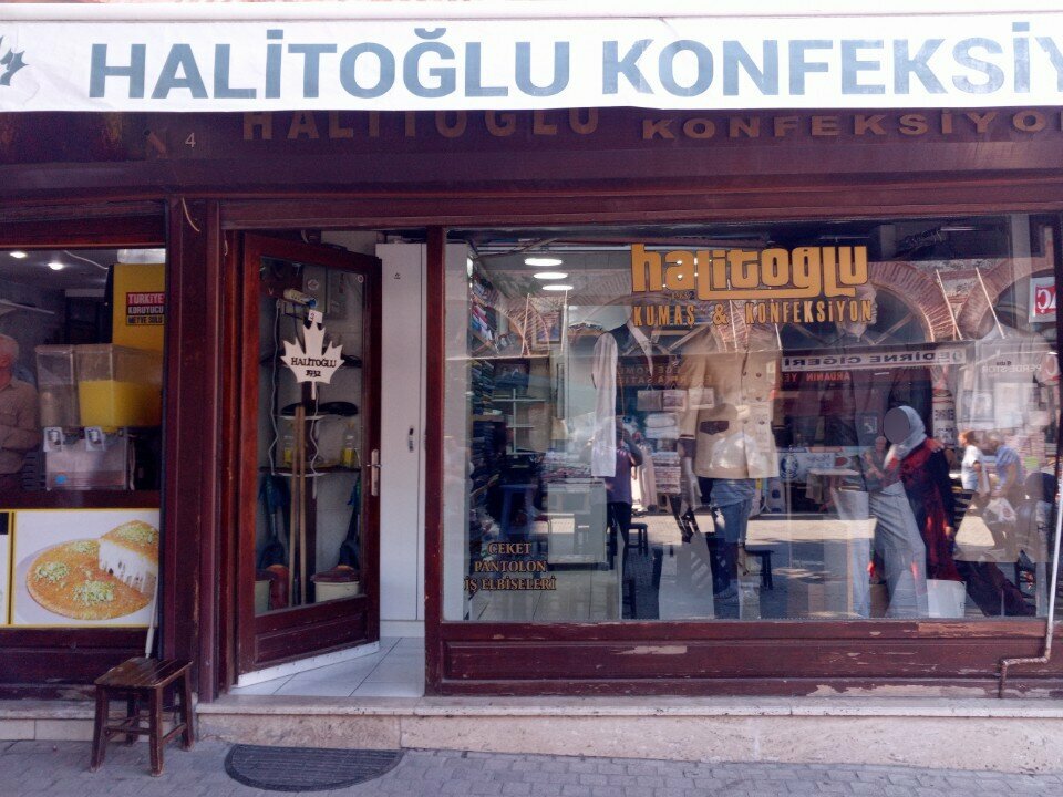 Giyim mağazası Halitoğlu Kumaş Konfeksiyon, Bursa, foto