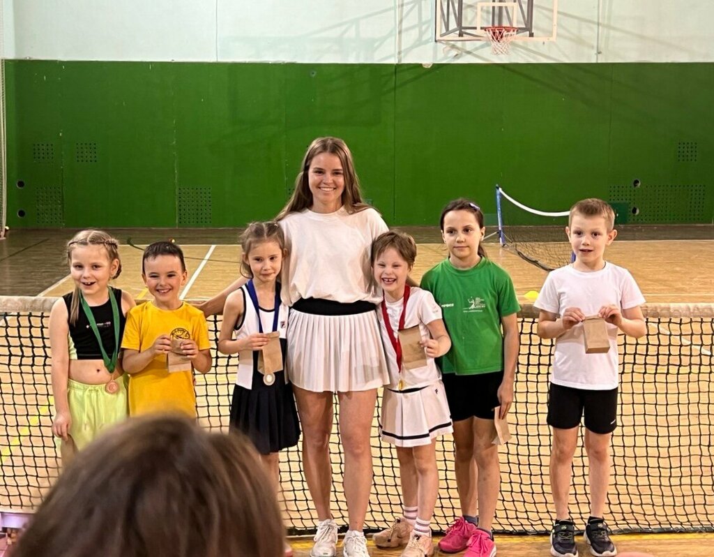 Tenis kulüpleri ve kortları First Serve, Moskova, foto