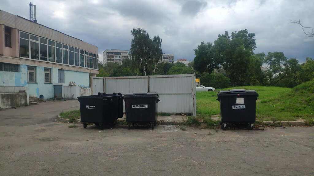 Çöp alanları Trash and garbage disposal area, Minsk, foto