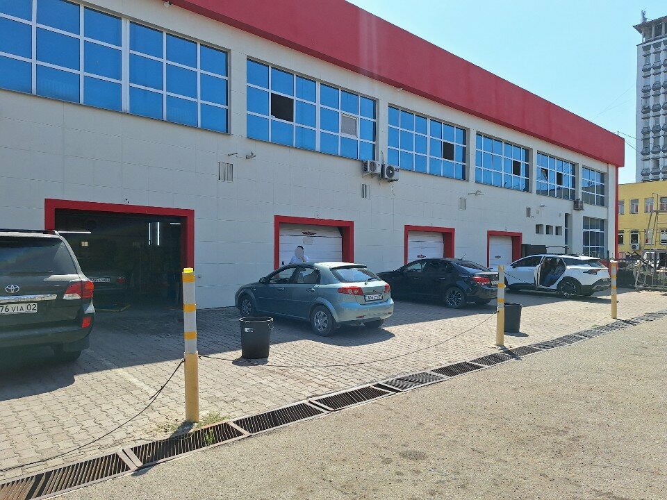 Otomobil servisi Car service, Almatı, foto