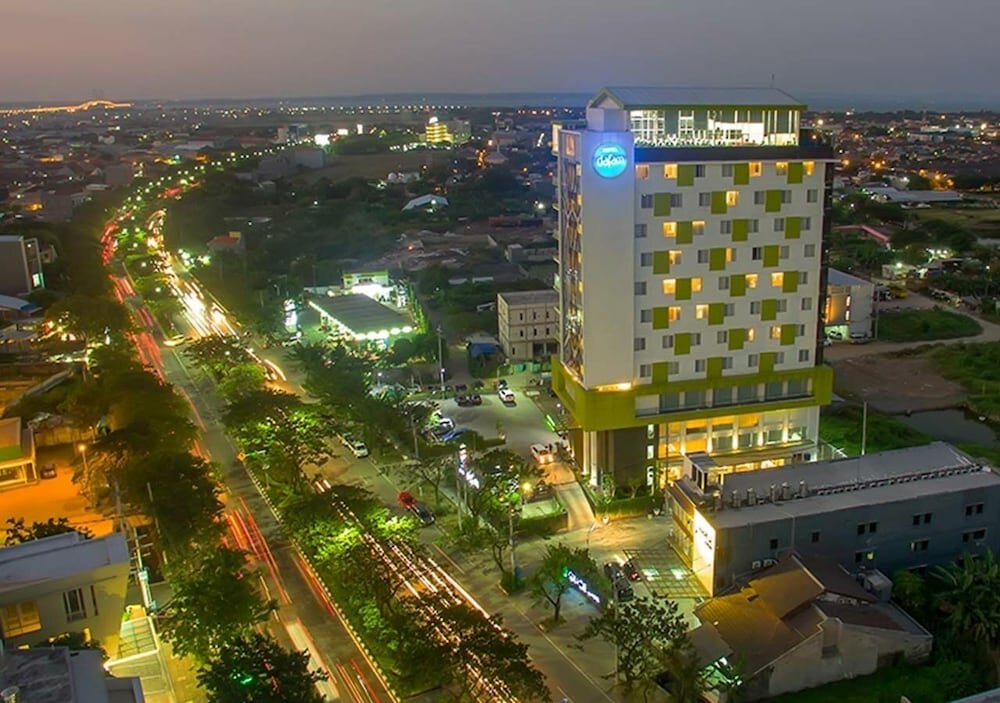 Otel Hotel Dafam Pacific Caesar Surabaya, Surabaya, foto