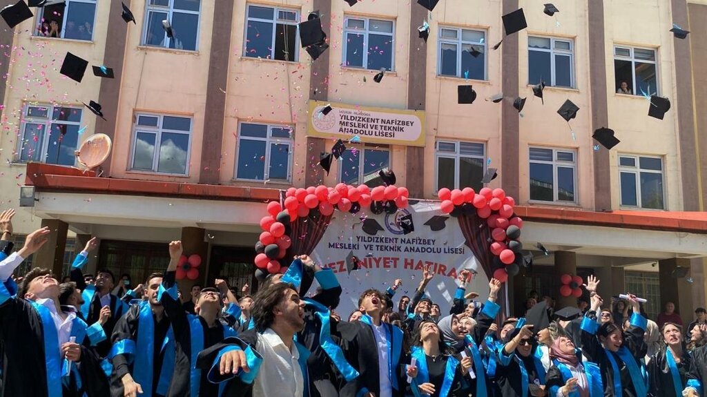 Lise Yıldızkent Nafizbey Mesleki Ve Teknik Anadolu Lisesi, Erzurum, foto