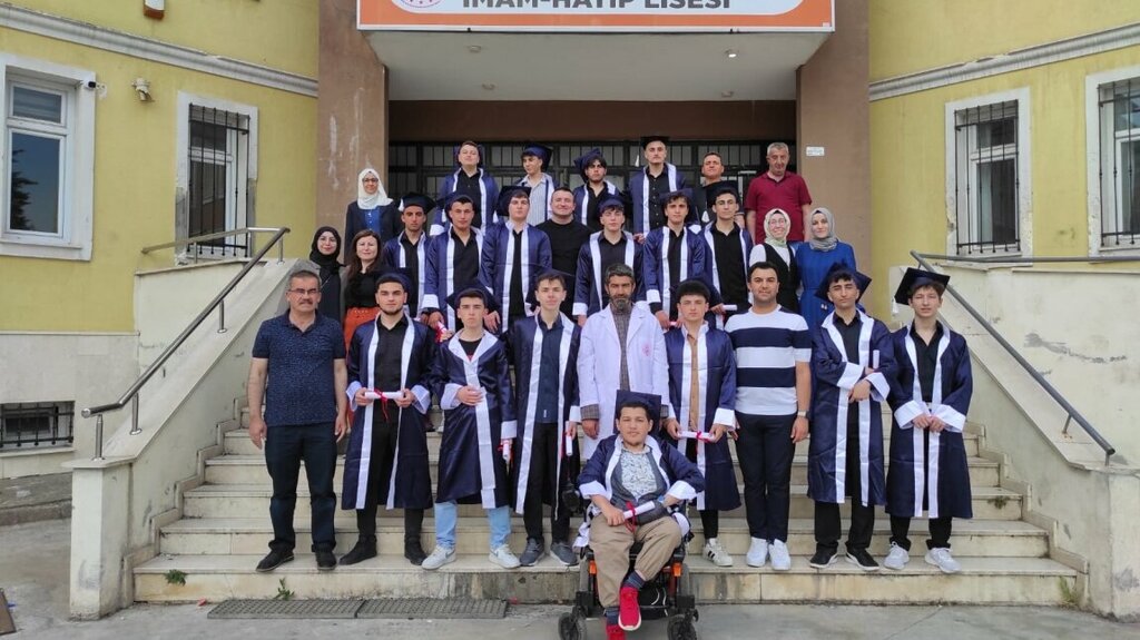 Lise Geyve Anadolu İmam Hatip Lisesi, Geyve, foto