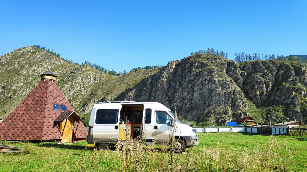 Kamp alanları Altaiberg, Altay Cumhuriyeti, foto