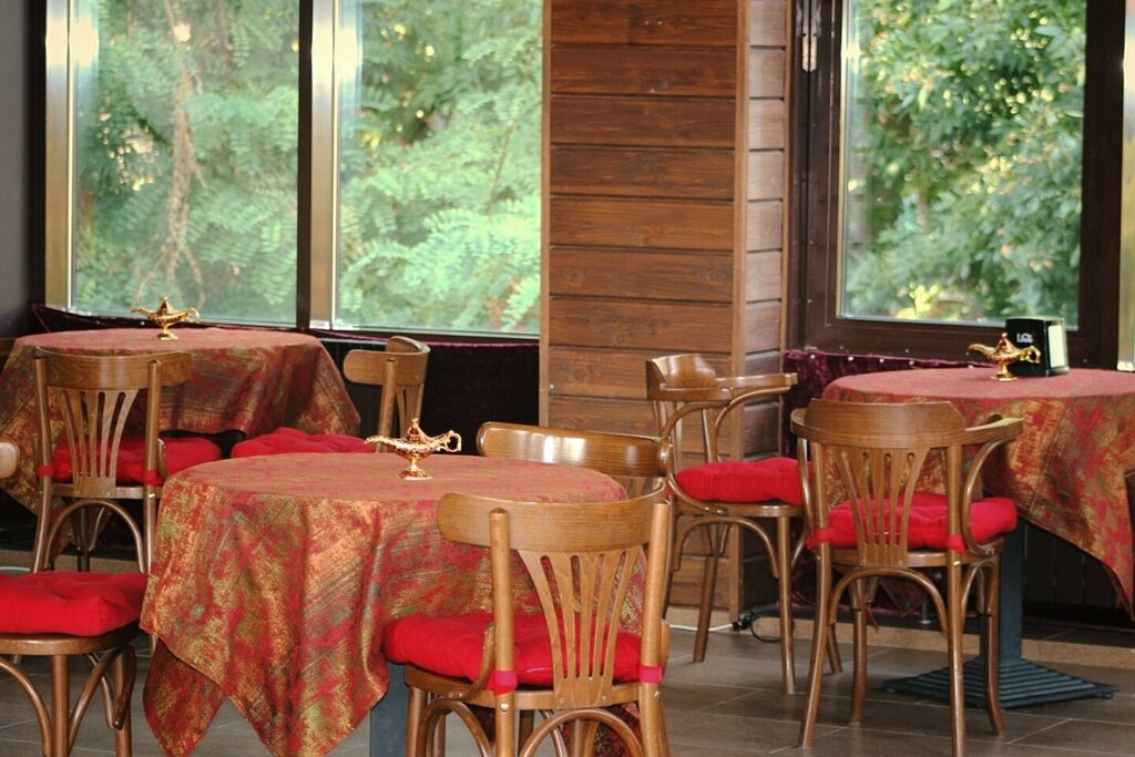 Restoran Lampa, Şahty, foto