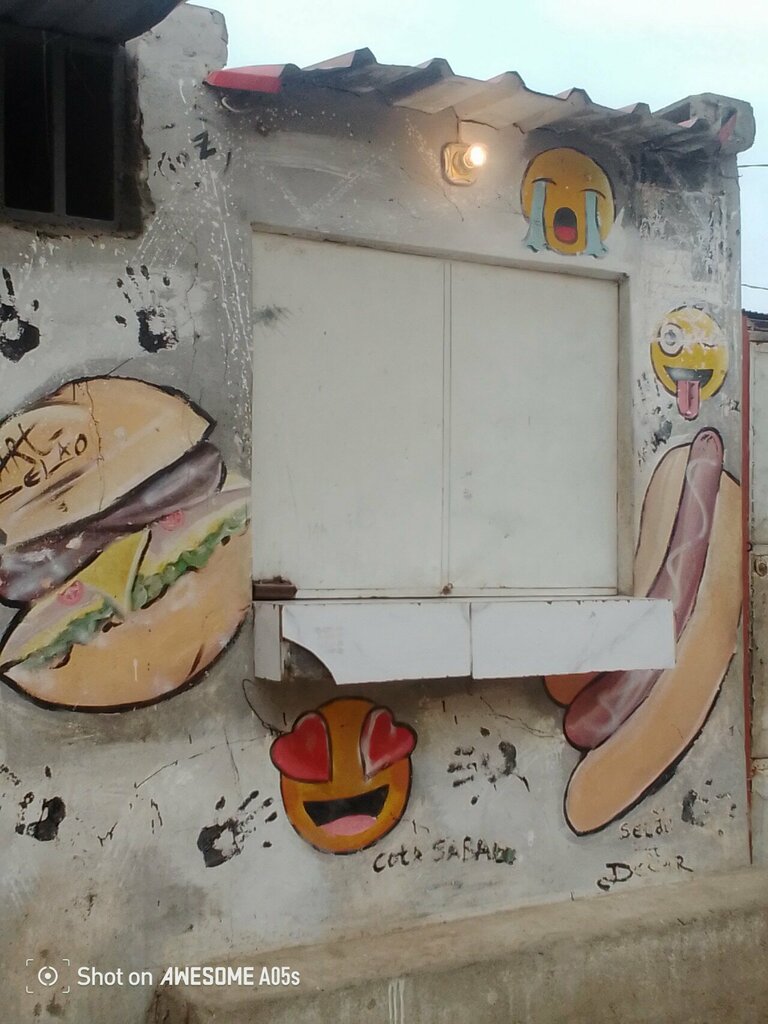 Fast food Hamburgaria, Loanda, foto