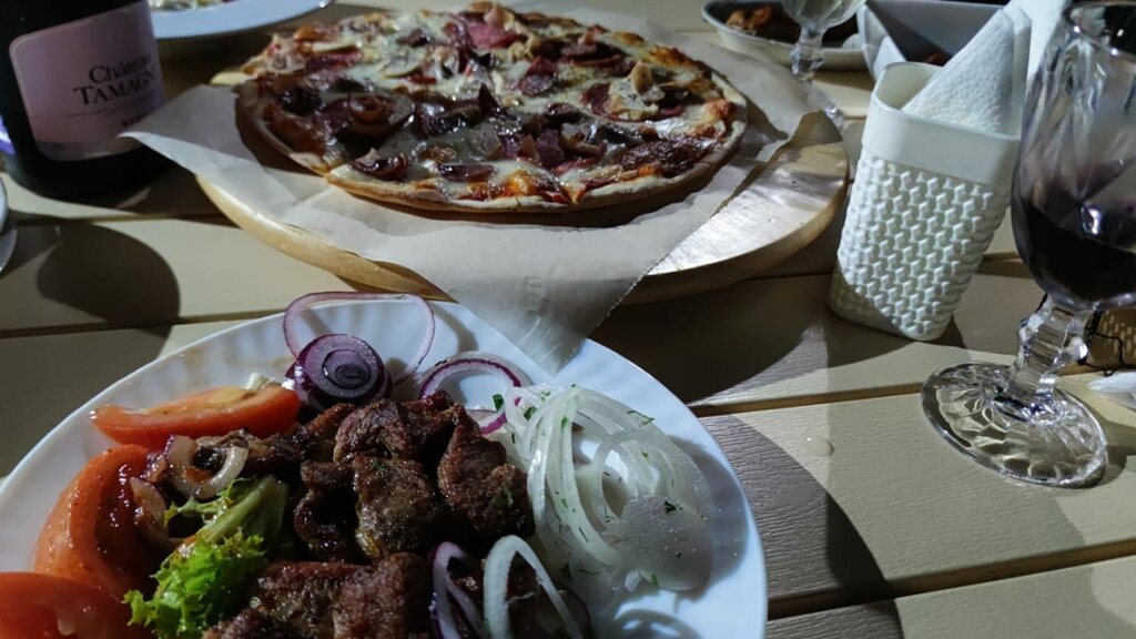 Kafe Shashlyk, Gelencik, foto