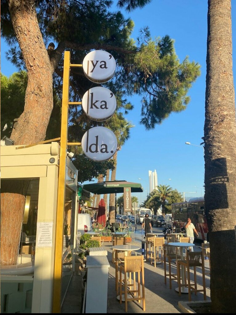 Kafe Yakada Pub Karşıyaka, İzmir, foto